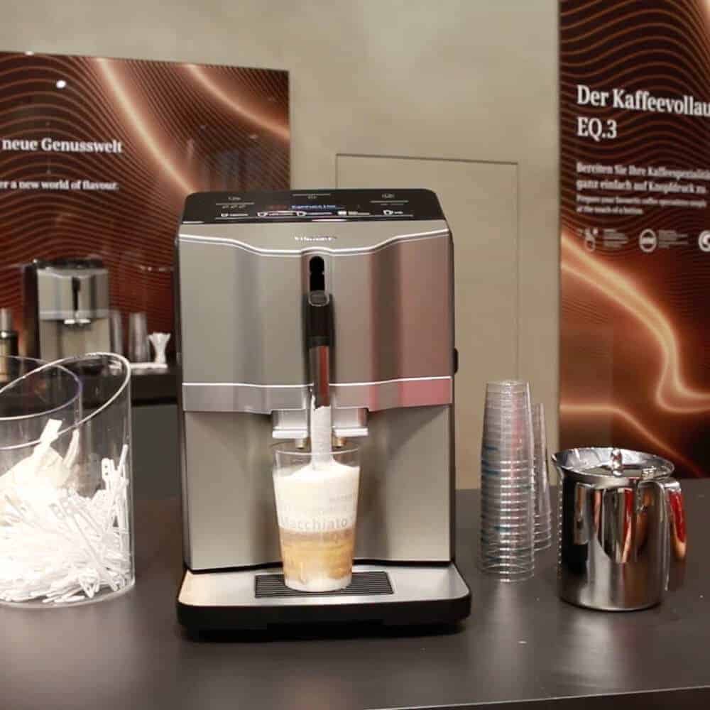 Siemens EQ 3 Kaffeevollautomat im Test