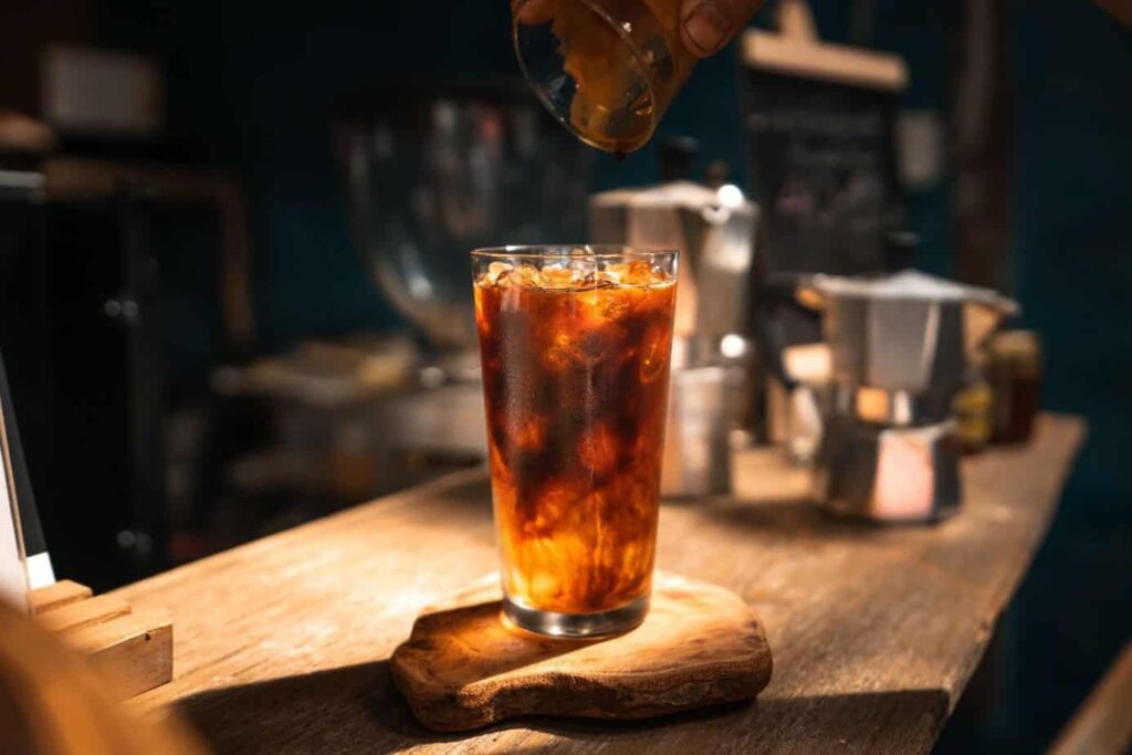 How to Make an Americano
