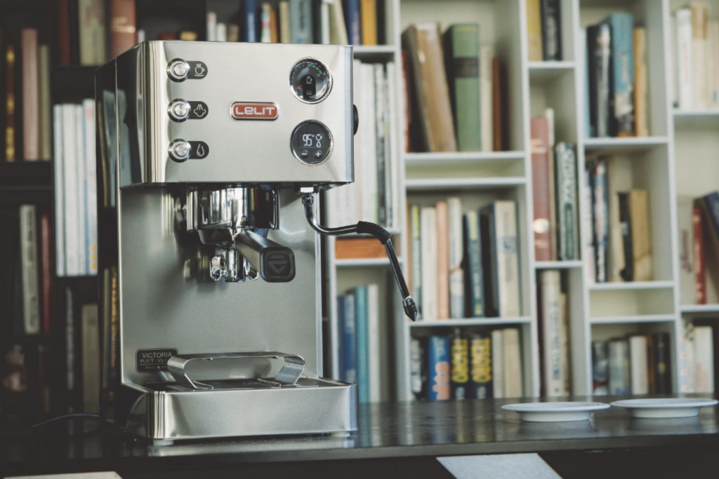 Lelit Kate Review 2026: The Ultimate Prosumer Machine?