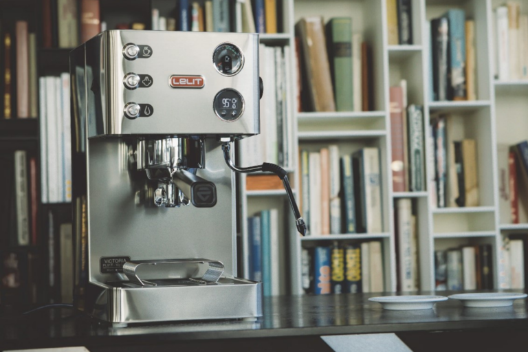 Lelit Kate Review 2026: The Ultimate Prosumer Machine?