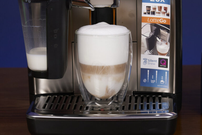 Philips 5500 LatteGo Review 2025