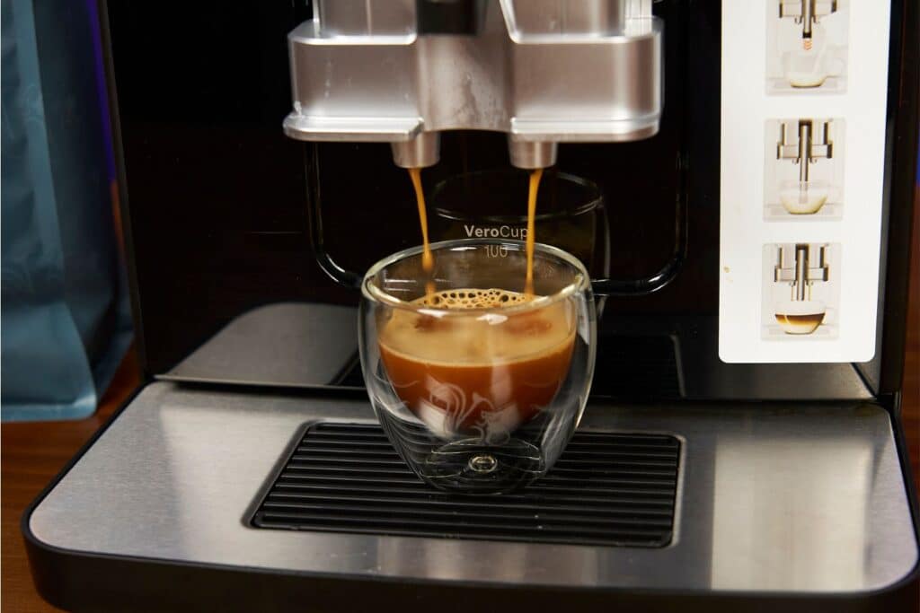 Bosch VeroCup 100 Test 2025: Kaffeevollautomat-Schnäppchen?